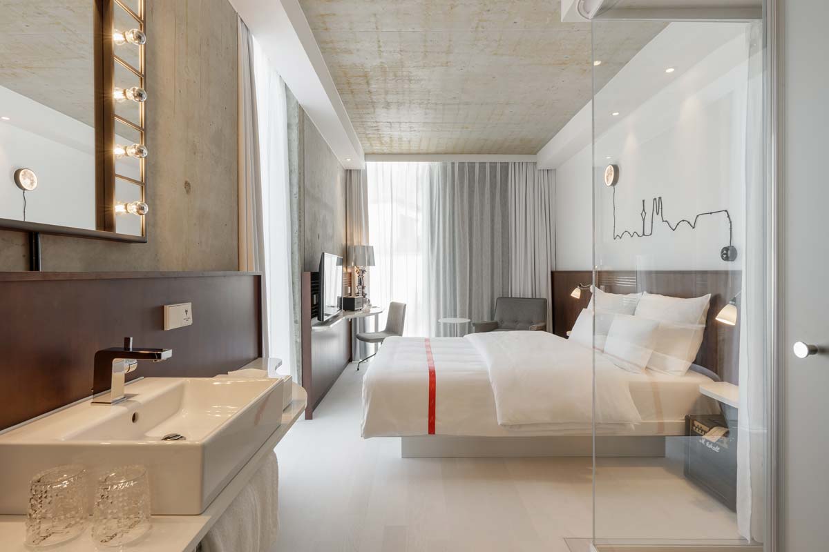 Ruby Ella Hotel in Cologne: Arrival, stay, bar & Co! - The big hotel check - FIV | Magazine